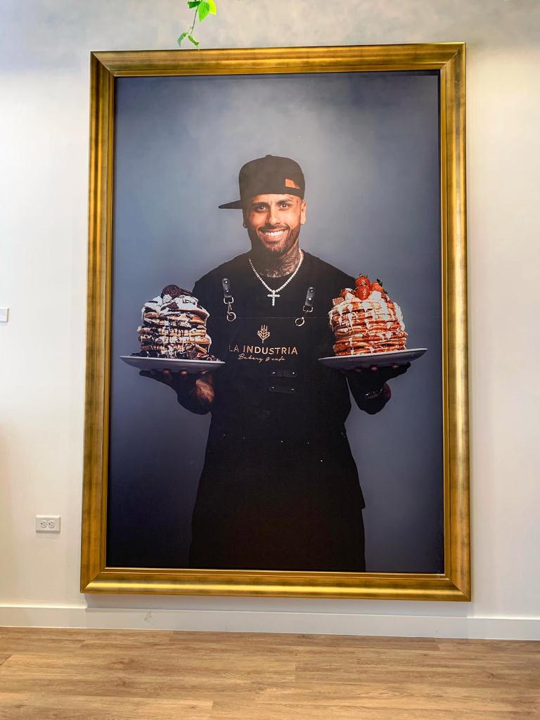 Nicky Jam inauguró su panadería en Miami de menú boricua y venezolano