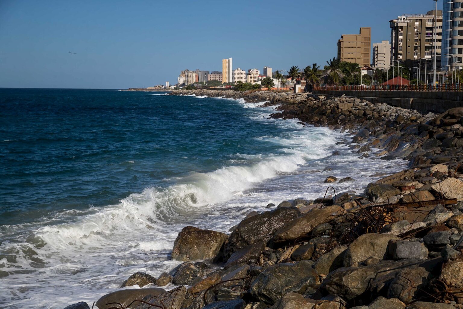 Playas abrirán este fin de semana en La Guaira