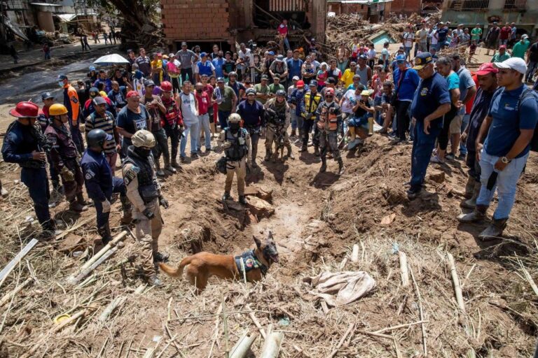 Deslave en Venezuela, dos días sin datos de víctimas o daños materiales