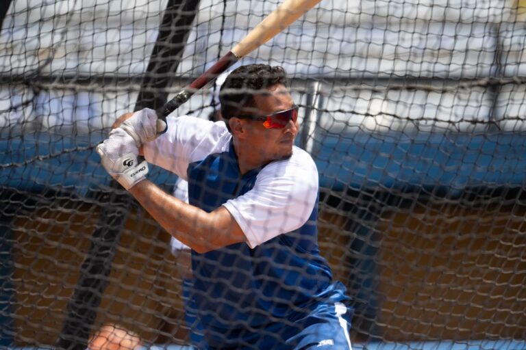 Edwin García se reportó y la nave tuvo primer juego simulado
