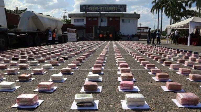 87% de droga de Colombia va por el Pacífico dice Cabello