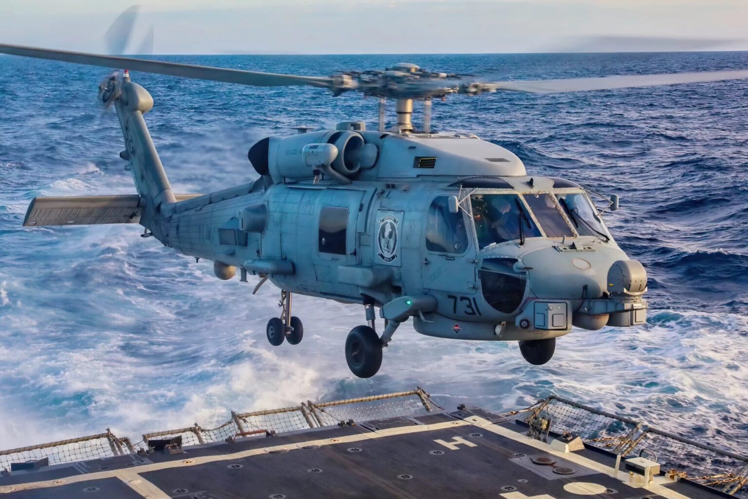 Helicóptero de EEUU sobrevoló cerca de Maiquetía este lunes