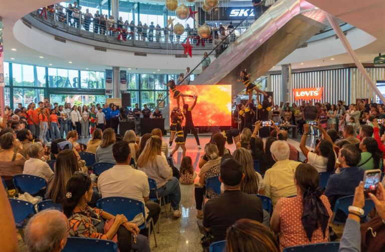 Sambil Valencia conmemoró 25 años de trayectoria