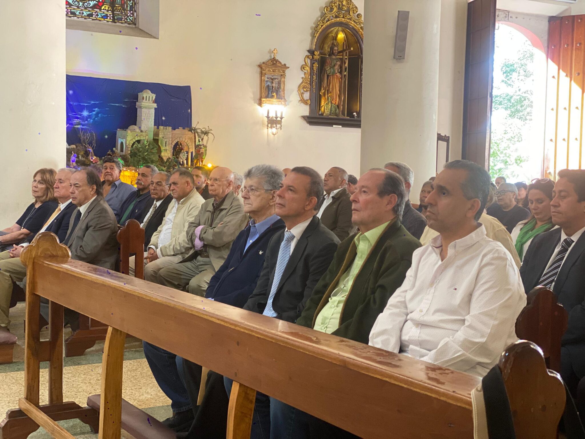 Roberto Enríquez reafirma valores democráticos en el 80 aniversario de ...